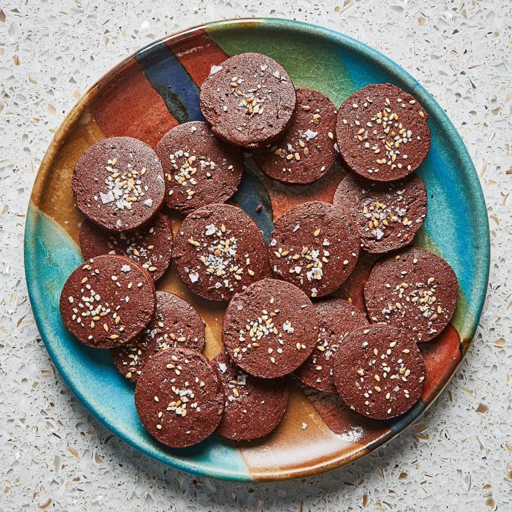 Chocolate Sablés with Date Sugar - Cooking TV Recipes