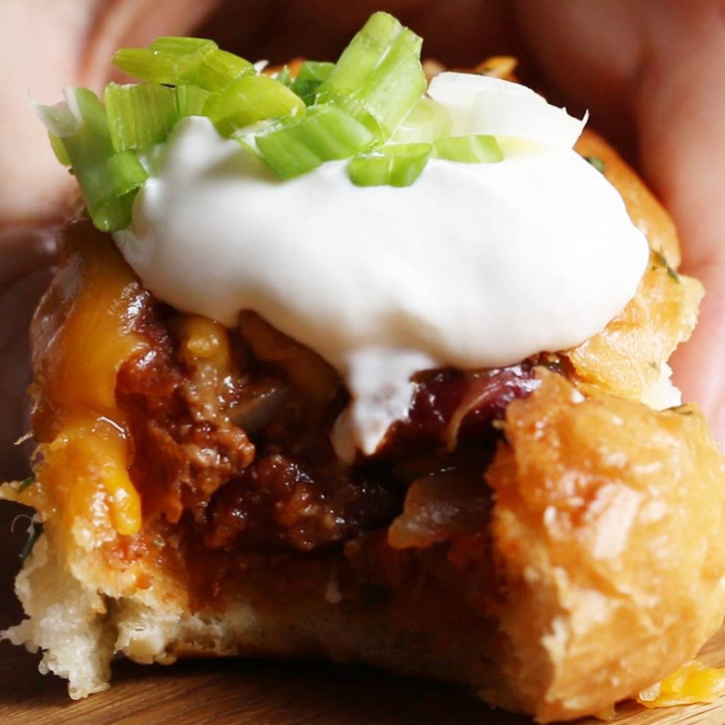 Chili-cheese Garlic Bread Rolls - Cooking TV Recipes