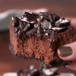 Hot Fudge Cheesecake Bars - Cooking TV Recipes