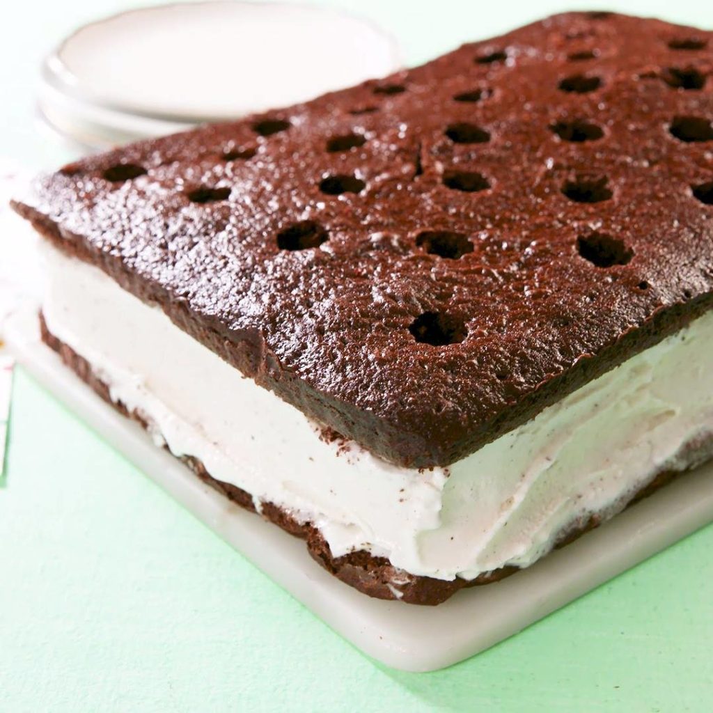 Giant Ice Cream Sandwich - Cooking TV Recipes