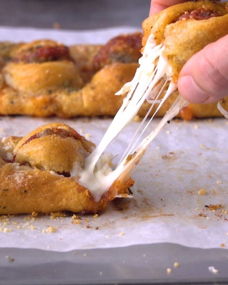 Pull-Apart Crescent Meatball Sliders - Cooking TV Recipes